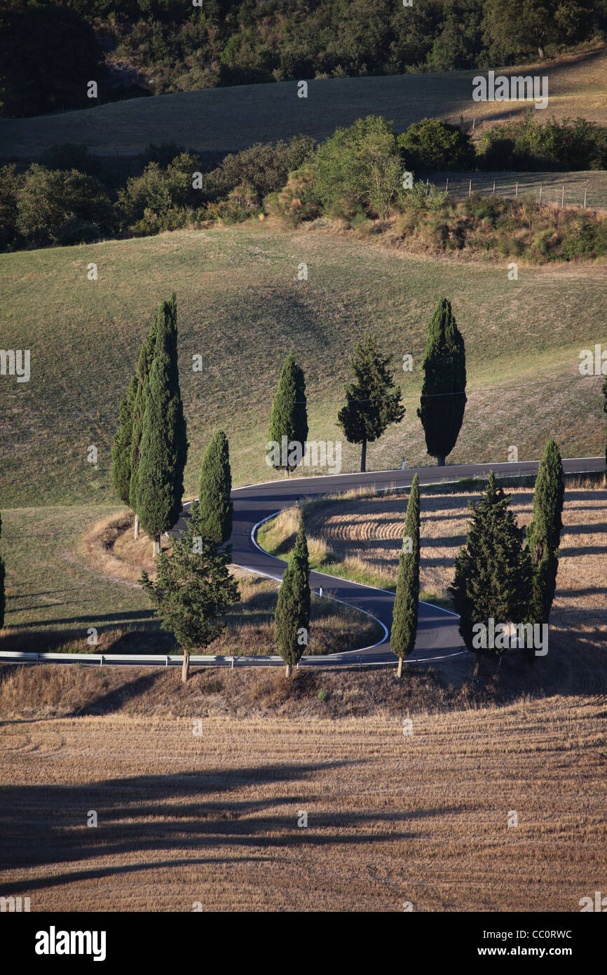 Winding 'S' bend in Tuscany, Italy Stock Photo - Alamy