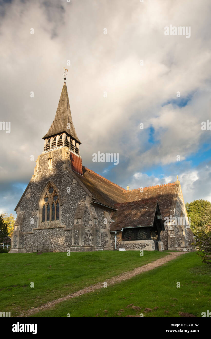 St Peter's Church, Woolhampton, Berkshire, Uk Stock Photo - Alamy