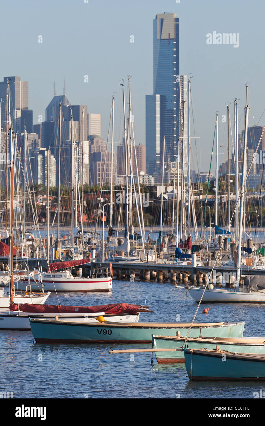 Melbourne skyline from victoria harbour hi-res stock photography and ...