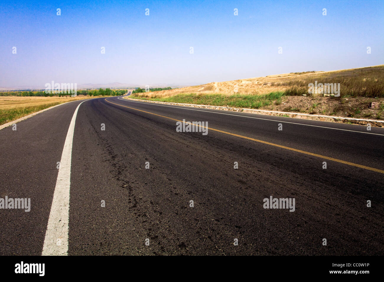 Highway from a low angle Stock Photo - Alamy