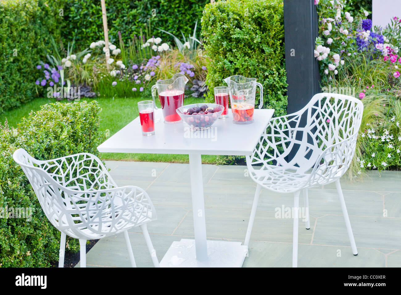 Relaxing area on patio Stock Photo - Alamy
