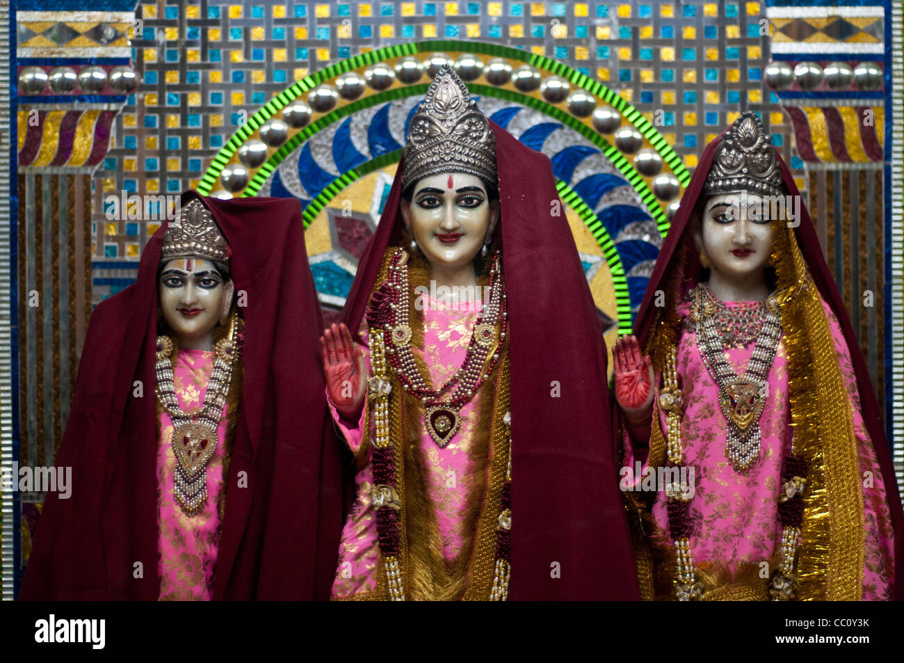 Indian deity statues hi-res stock photography and images - Alamy