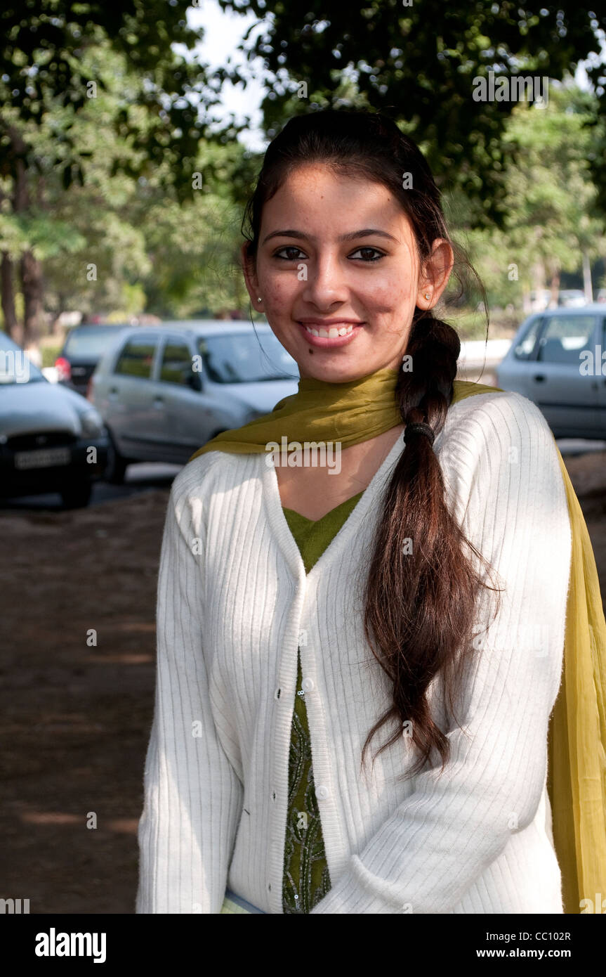 Punjab university hi-res stock photography and images - Alamy