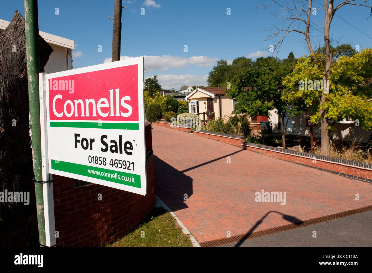 Caravan park sign hi-res stock photography and images - Alamy