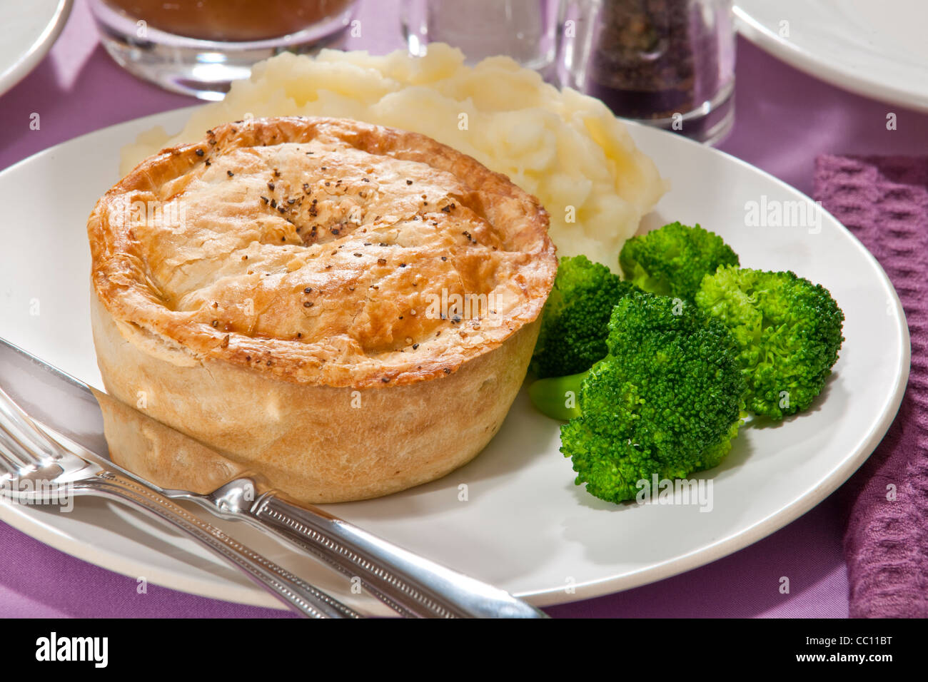 Pie and mash hi-res stock photography and images - Alamy