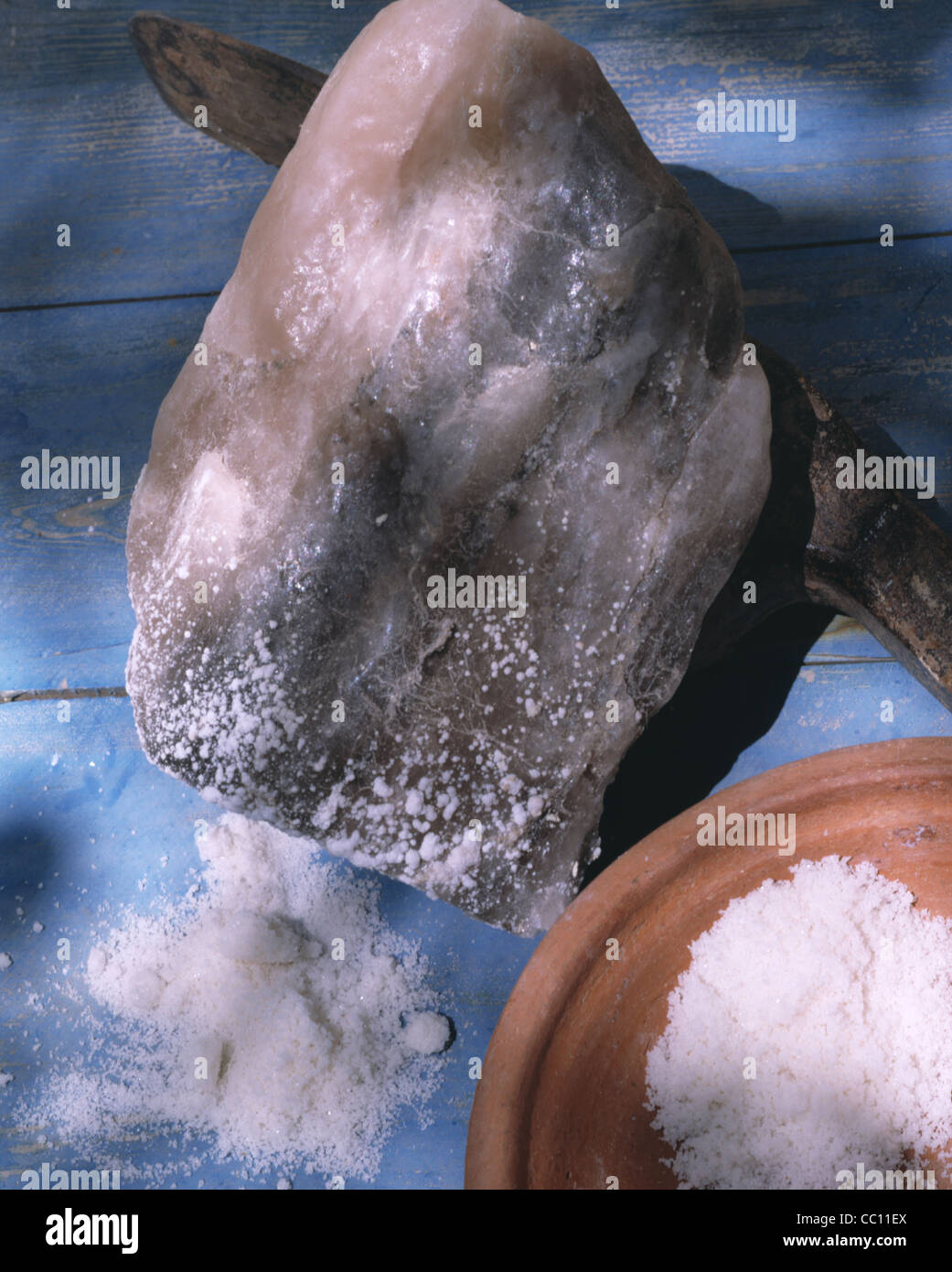 Still: Crystalline salt Stock Photo - Alamy