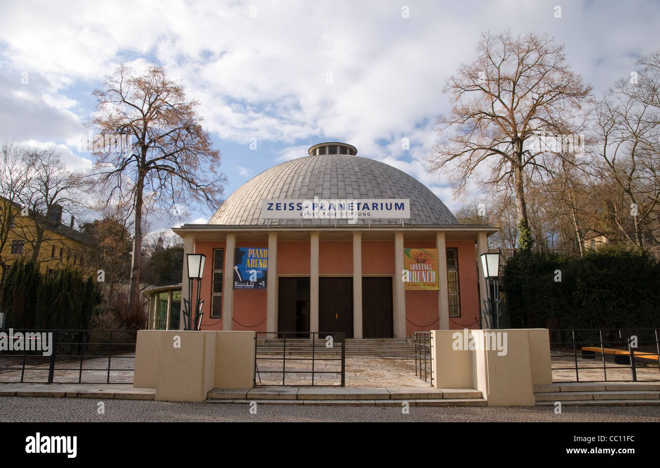 Planetarium house hi-res stock photography and images - Alamy