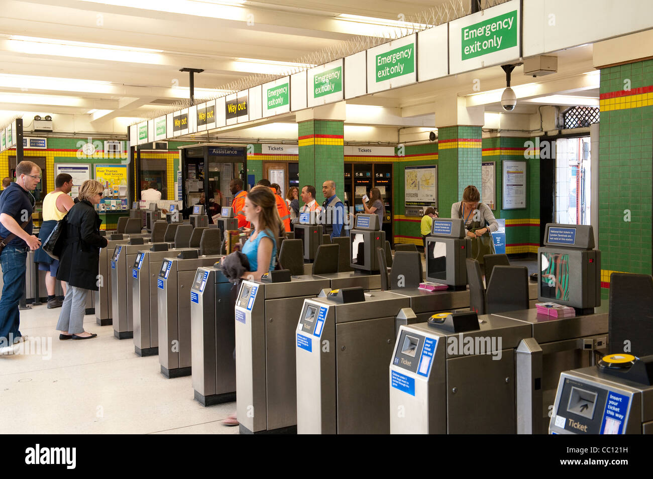 Tickets barriers hi-res stock photography and images - Alamy