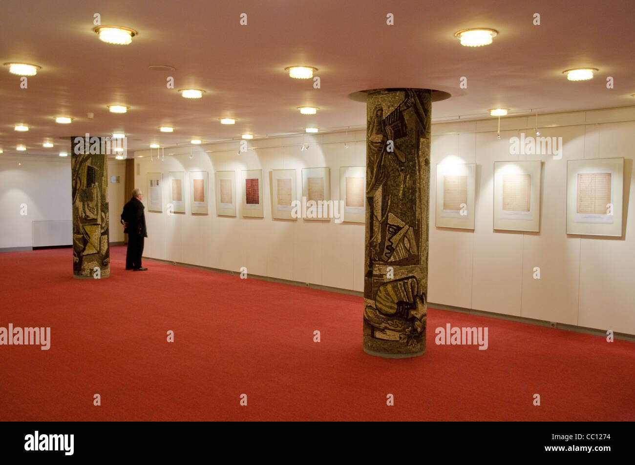 Deutsches national theaters hi-res stock photography and images - Alamy