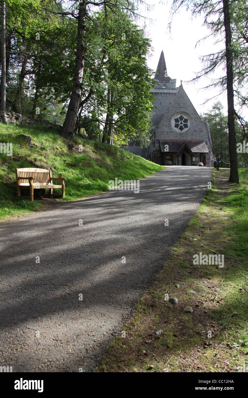 Village of Crathie, Scotland. Picturesque view of Crathie Kirk Stock ...