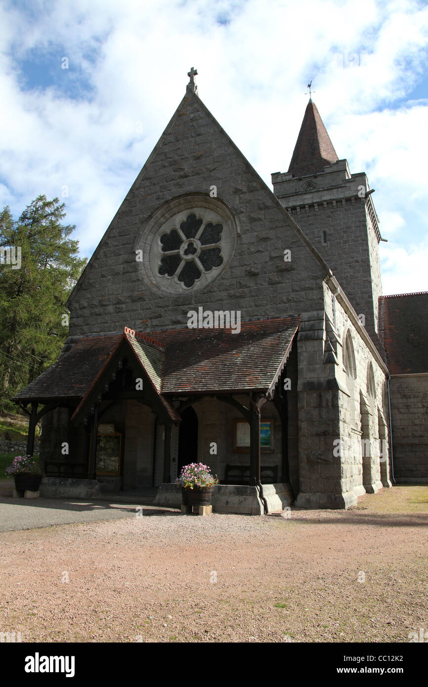 Village of Crathie, Scotland. Picturesque view of Crathie Kirk Stock ...
