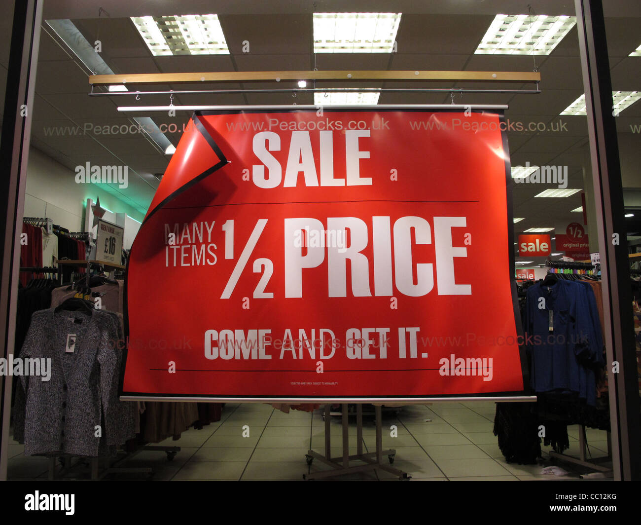 Forty clothes shop hi-res stock photography and images - Alamy