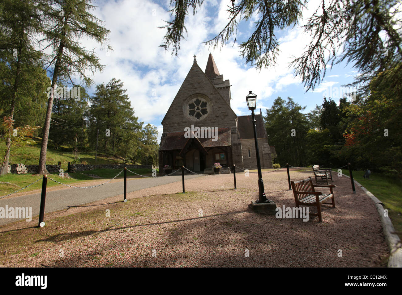 Village of Crathie, Scotland. Picturesque view of Crathie Kirk Stock ...
