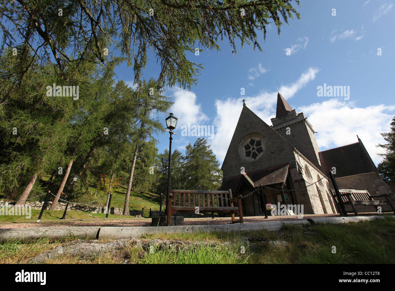 Village of Crathie, Scotland. Picturesque view of Crathie Kirk Stock ...