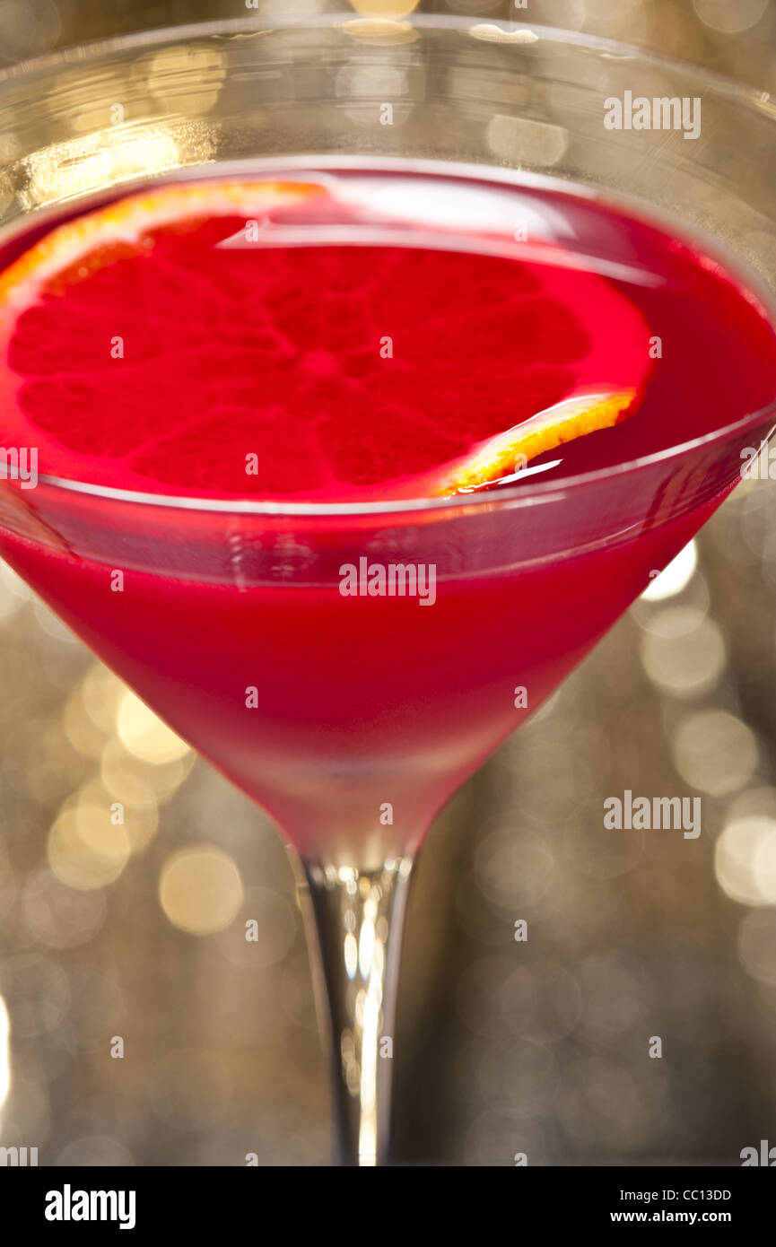 Negroni cocktail in front of colored background Stock Photo - Alamy