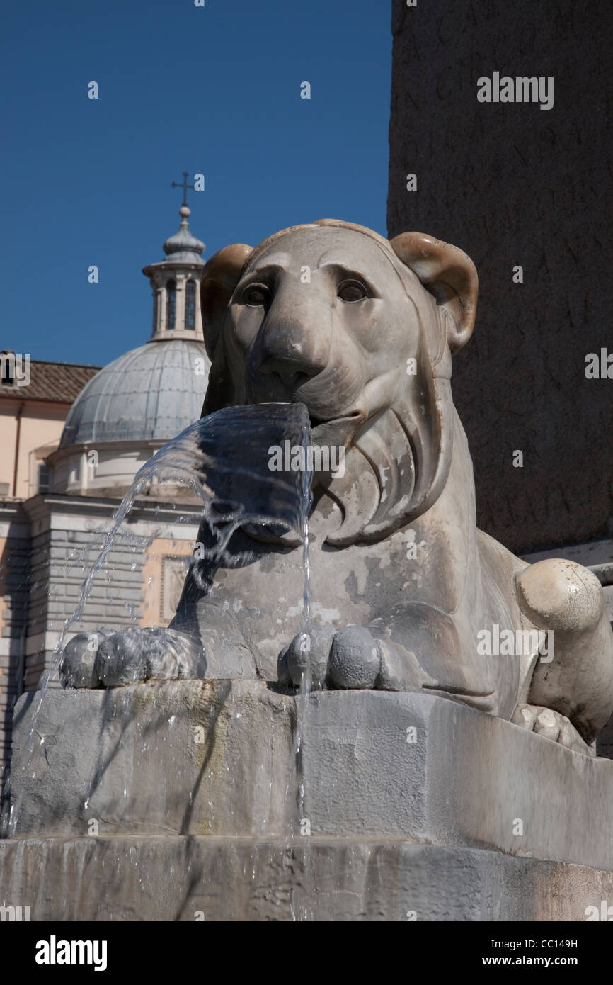 Rome italy statue lion hi-res stock photography and images - Alamy