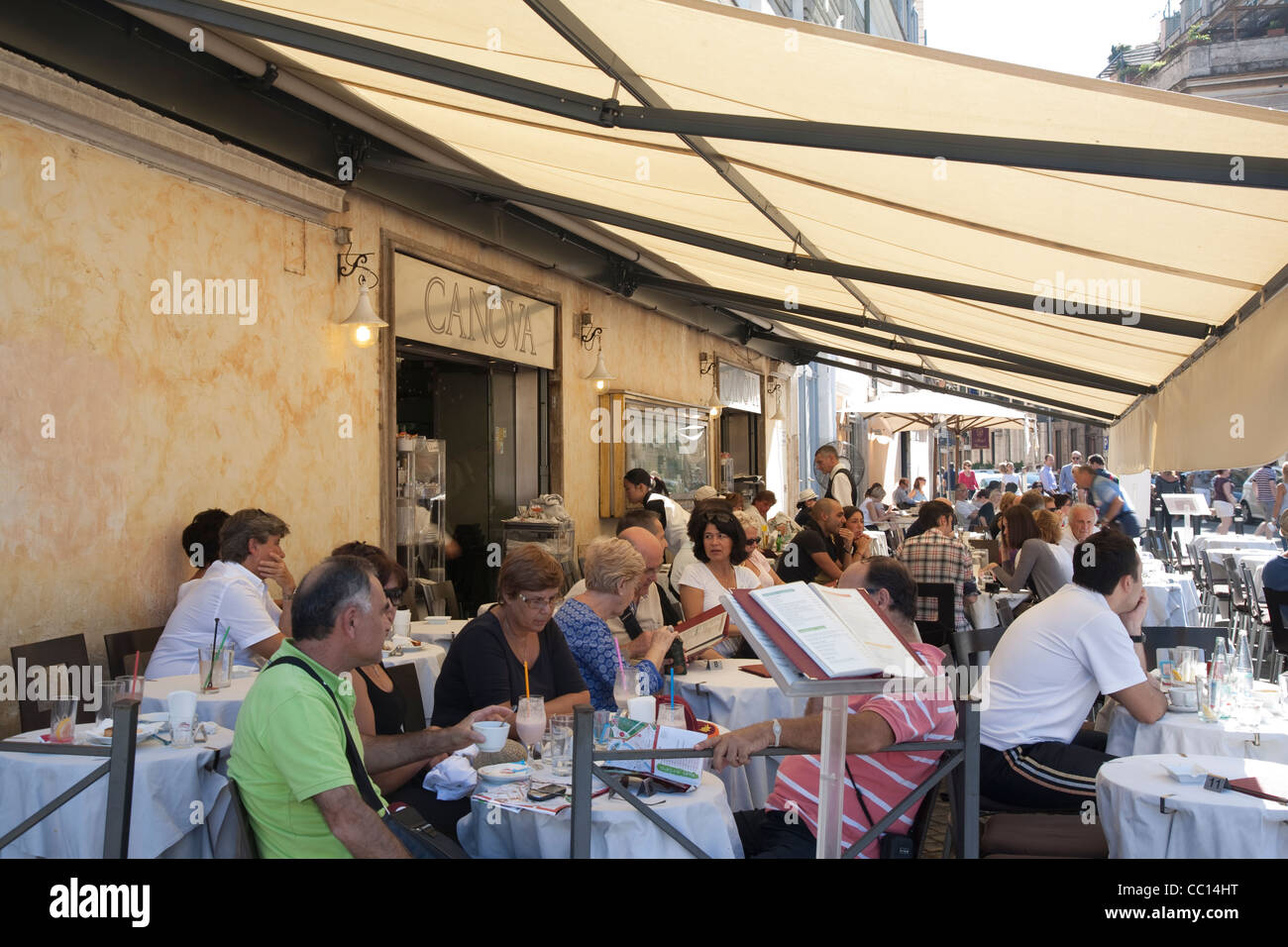 Cafe piazza del popolo hi-res stock photography and images - Alamy
