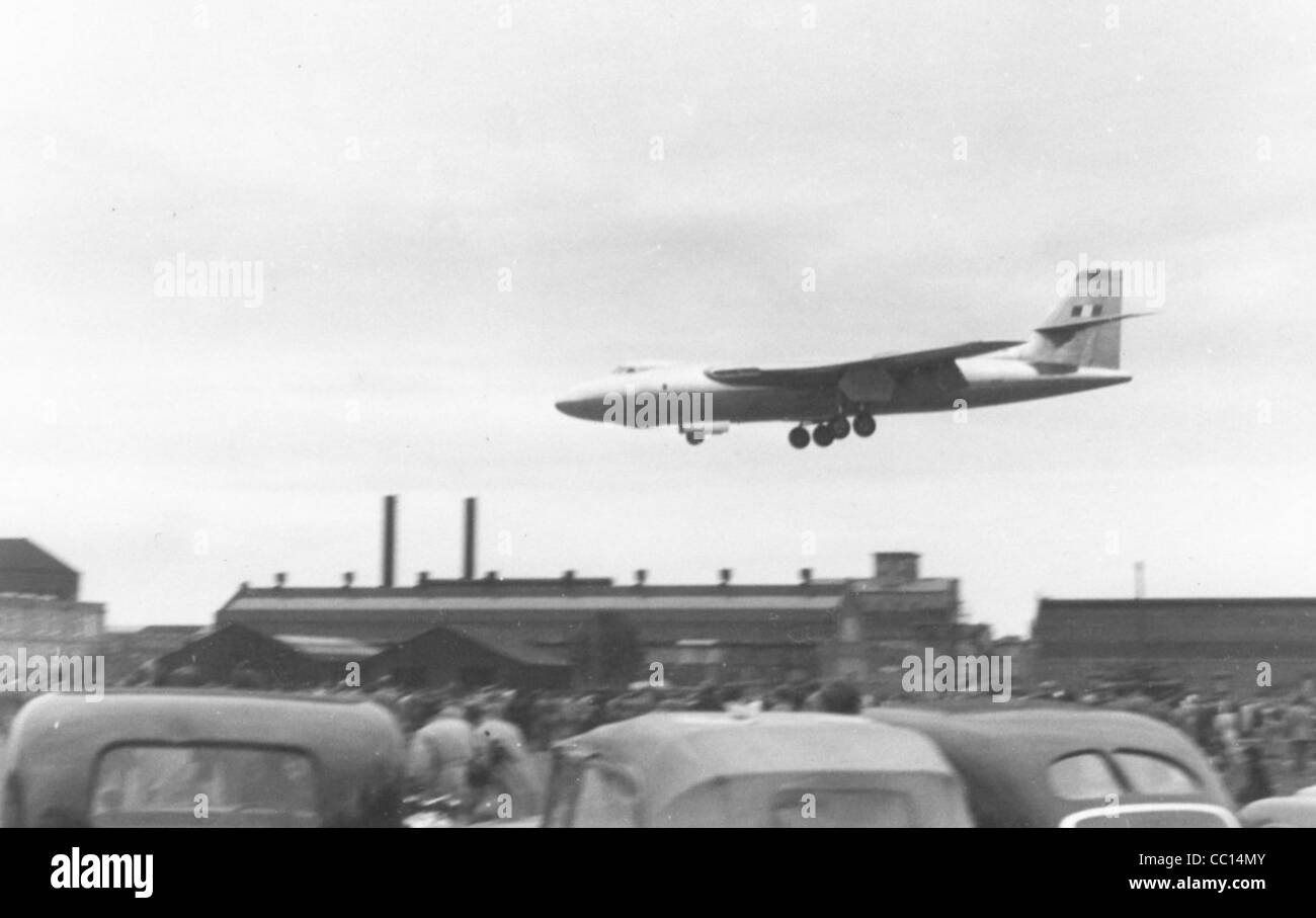 The vickers valiant hi-res stock photography and images - Alamy