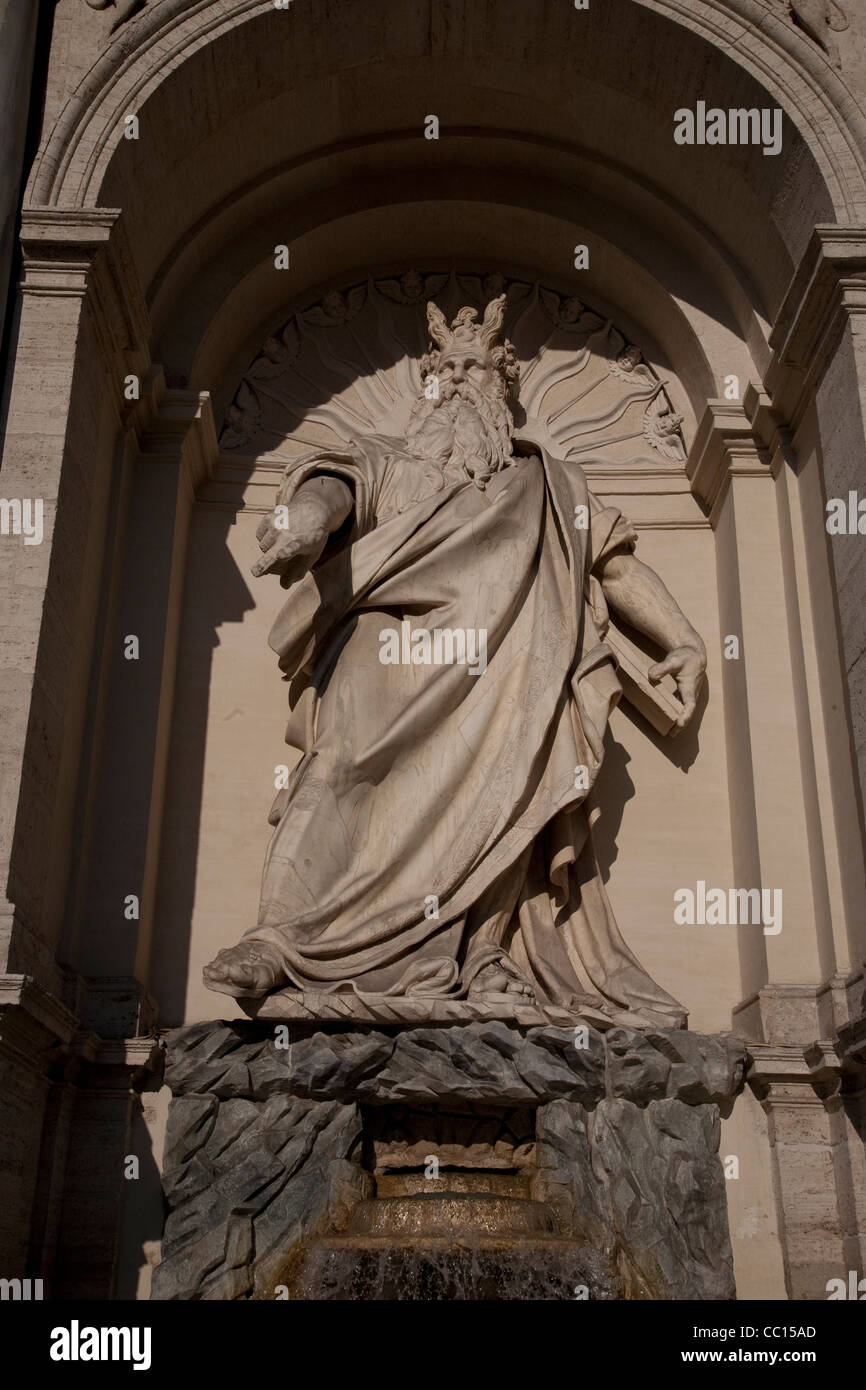 Statue of Moses at the Fontana dell Acqua Felice Fountain, Rome, Italy ...