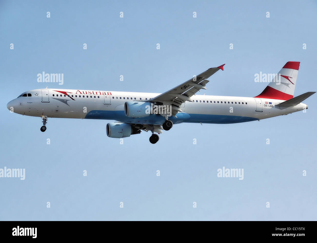 Austrian a321 jet airliner hi-res stock photography and images - Alamy