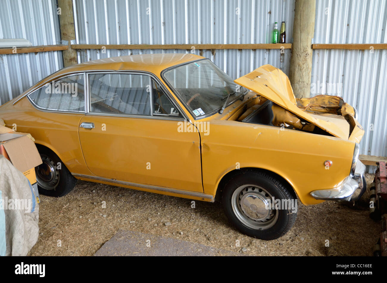 Earth Quaked damaged car New Zealand Stock Photo - Alamy