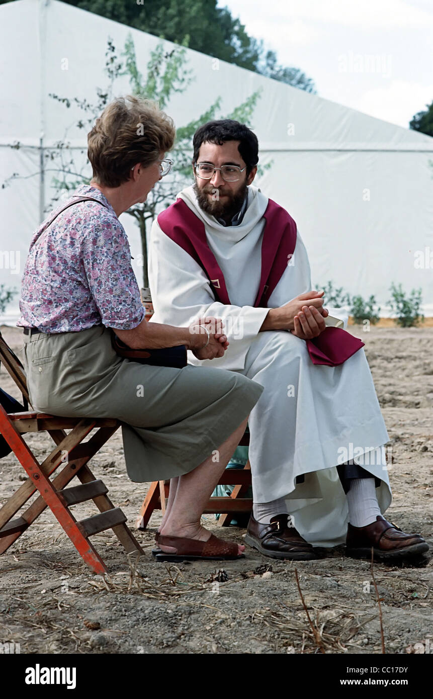 Catholic priest confession hi-res stock photography and images - Alamy