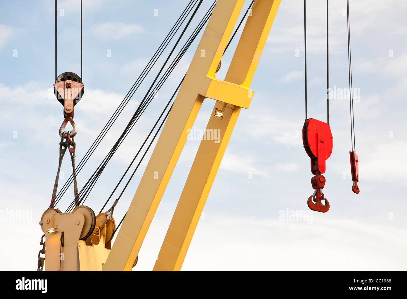 Crane lifting hook hi-res stock photography and images - Alamy