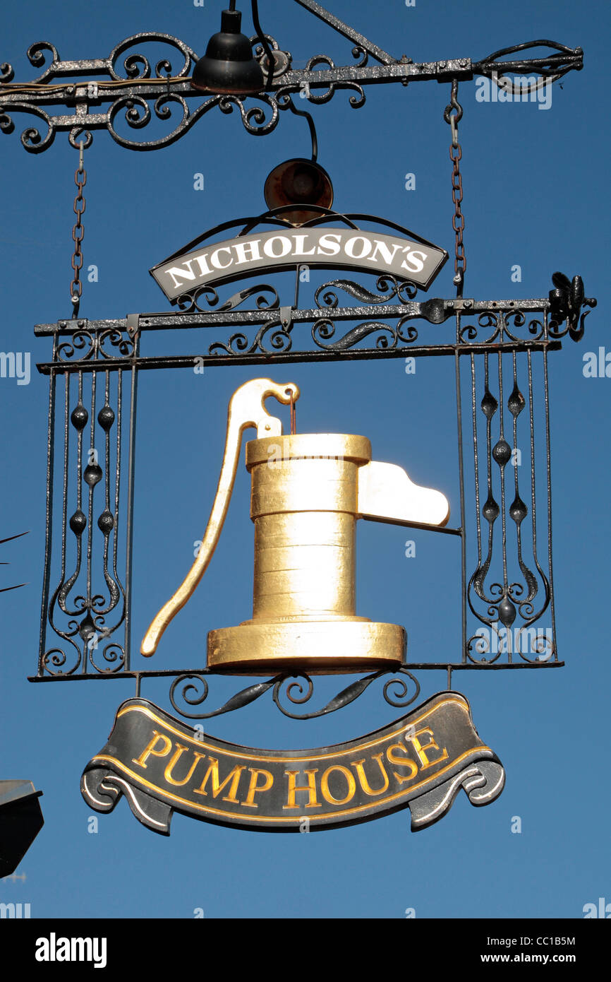 Pump house uk hi-res stock photography and images - Alamy