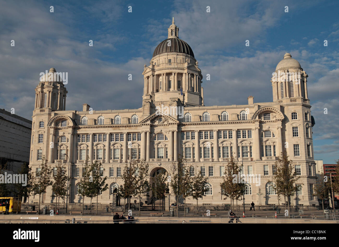 The Port of Liverpool Building, one of the famous "Three Graces ...
