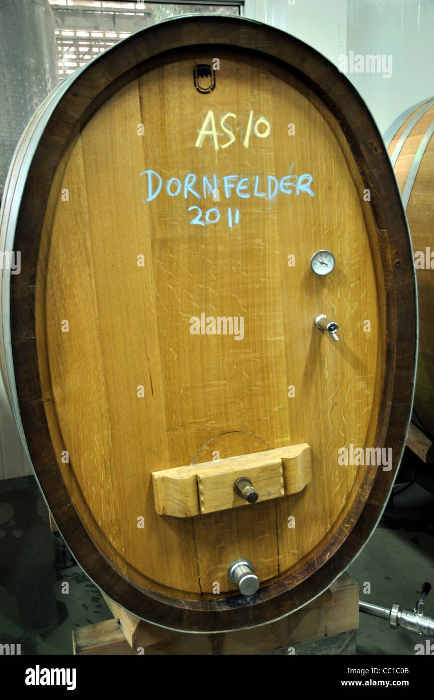 Fermentation Barrel, German made of French Oak,with Dorn Felder grape ...