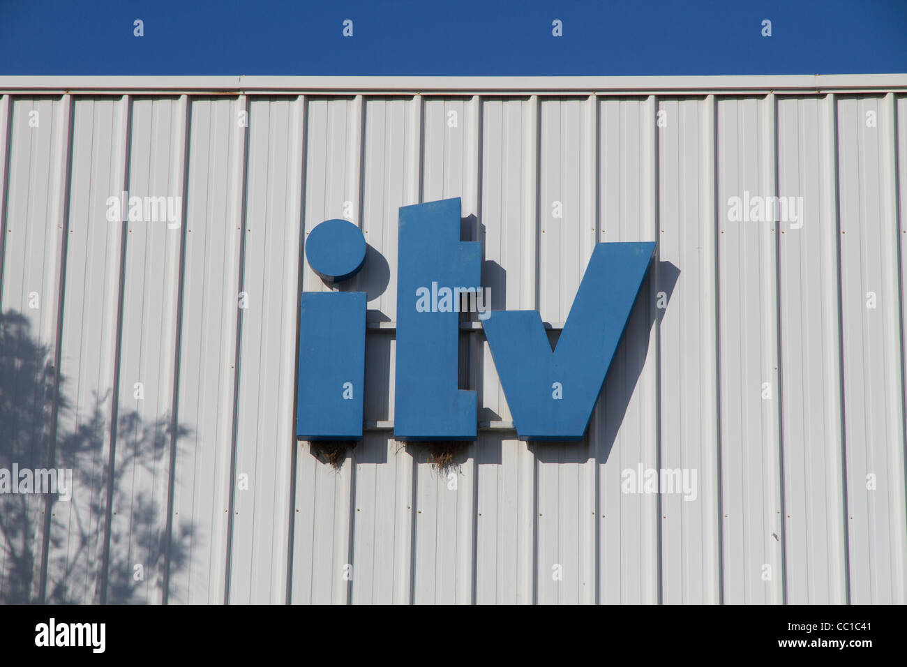 MOT (ITV) sign vehicle testing Majorca Spain Stock Photo - Alamy