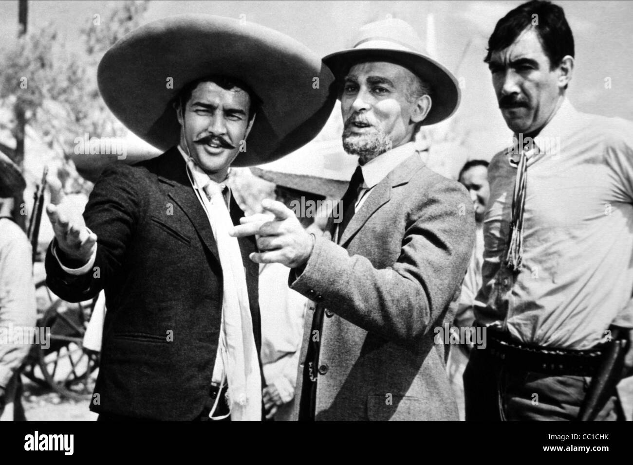 Viva zapata 1952 anthony quinn Black and White Stock Photos & Images ...