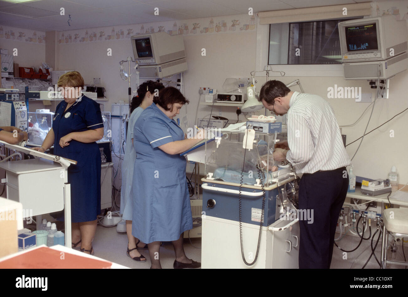 Neonatal nurses nhs hi-res stock photography and images - Alamy