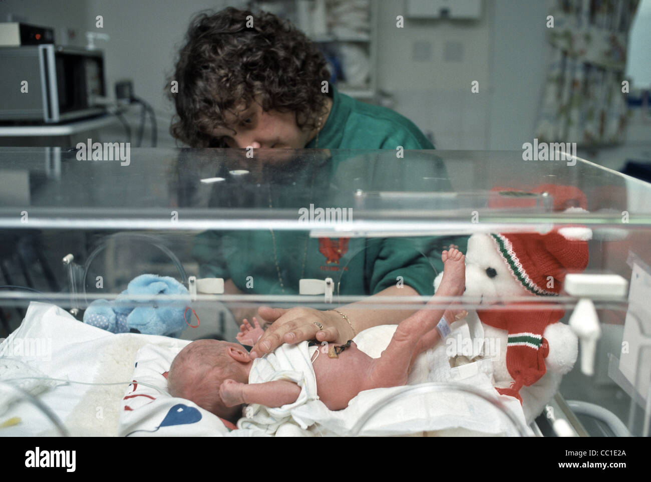 Post Natal Treatment For Premature Baby In Incubator Stock Photo Alamy Post Natal Treatment For Premature Baby In Incubator Stock Photo Alamy