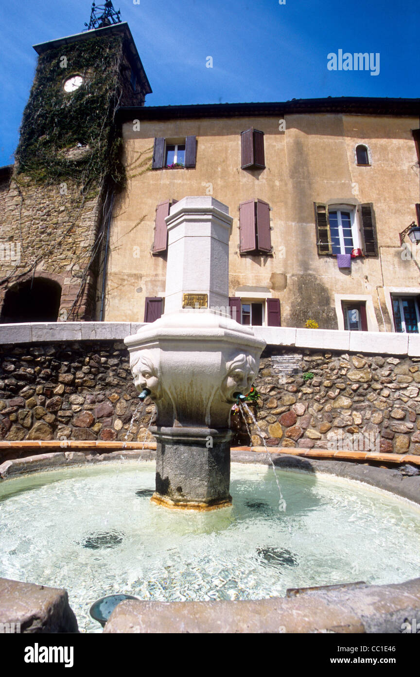 The picturesque village of Roquebrune sur Argens Stock Photo - Alamy