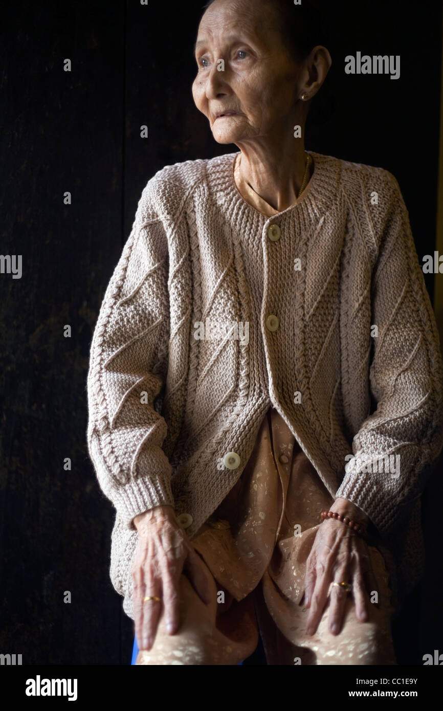 84 year old woman hi-res stock photography and images - Alamy