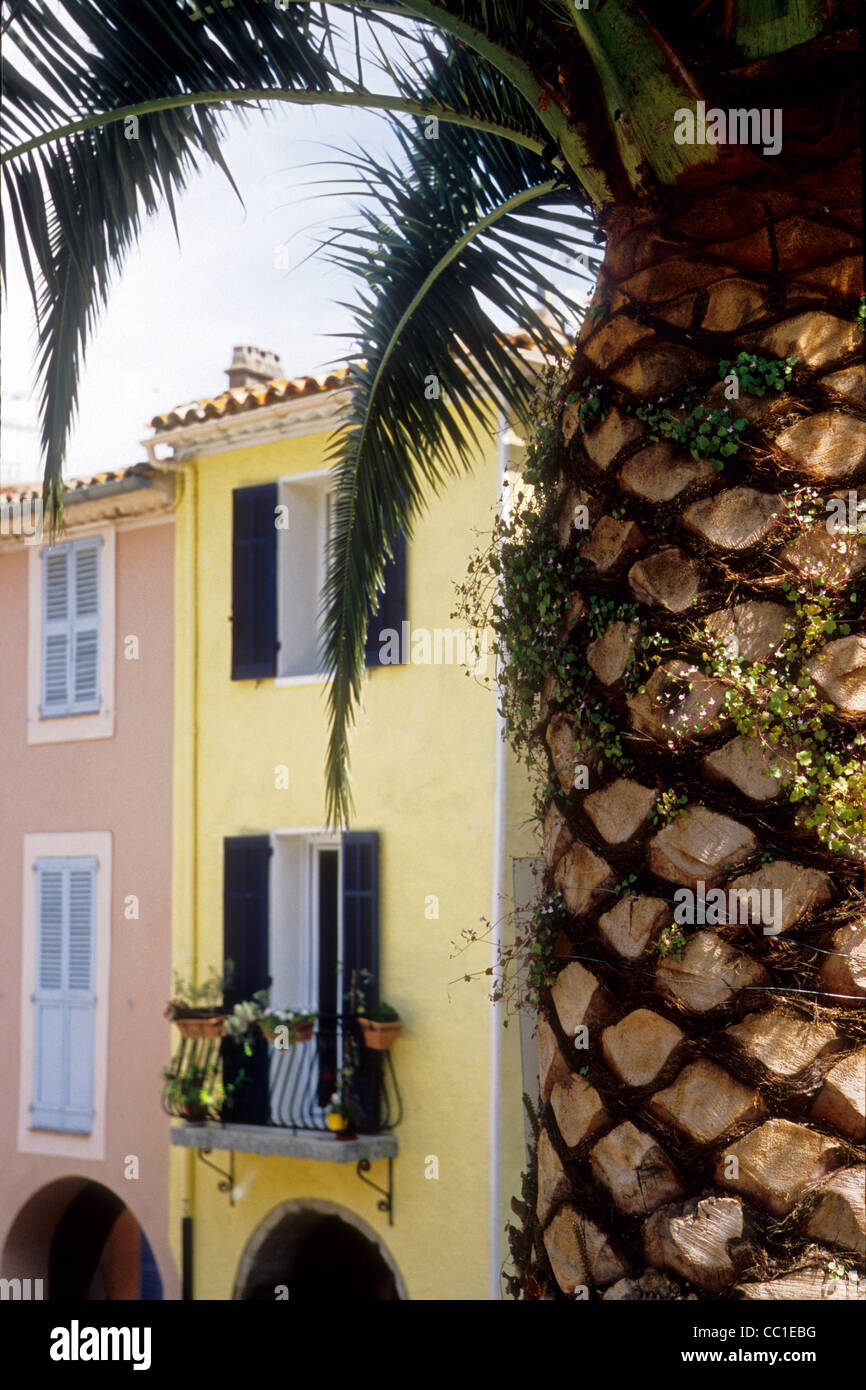 The picturesque village of Roquebrune sur Argens Stock Photo - Alamy