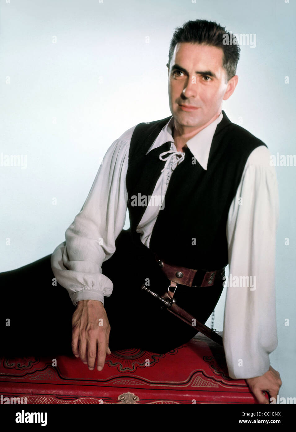 With actor tyrone power hi-res stock photography and images - Alamy