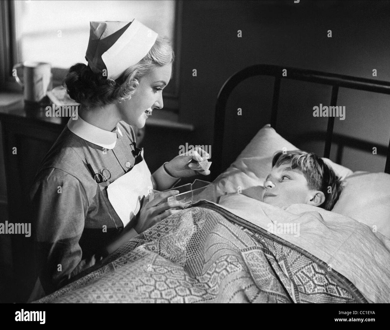 MOIRA LISTER, BRAND INGLIS, WHITE CORRIDORS, 1951 Stock Photo - Alamy