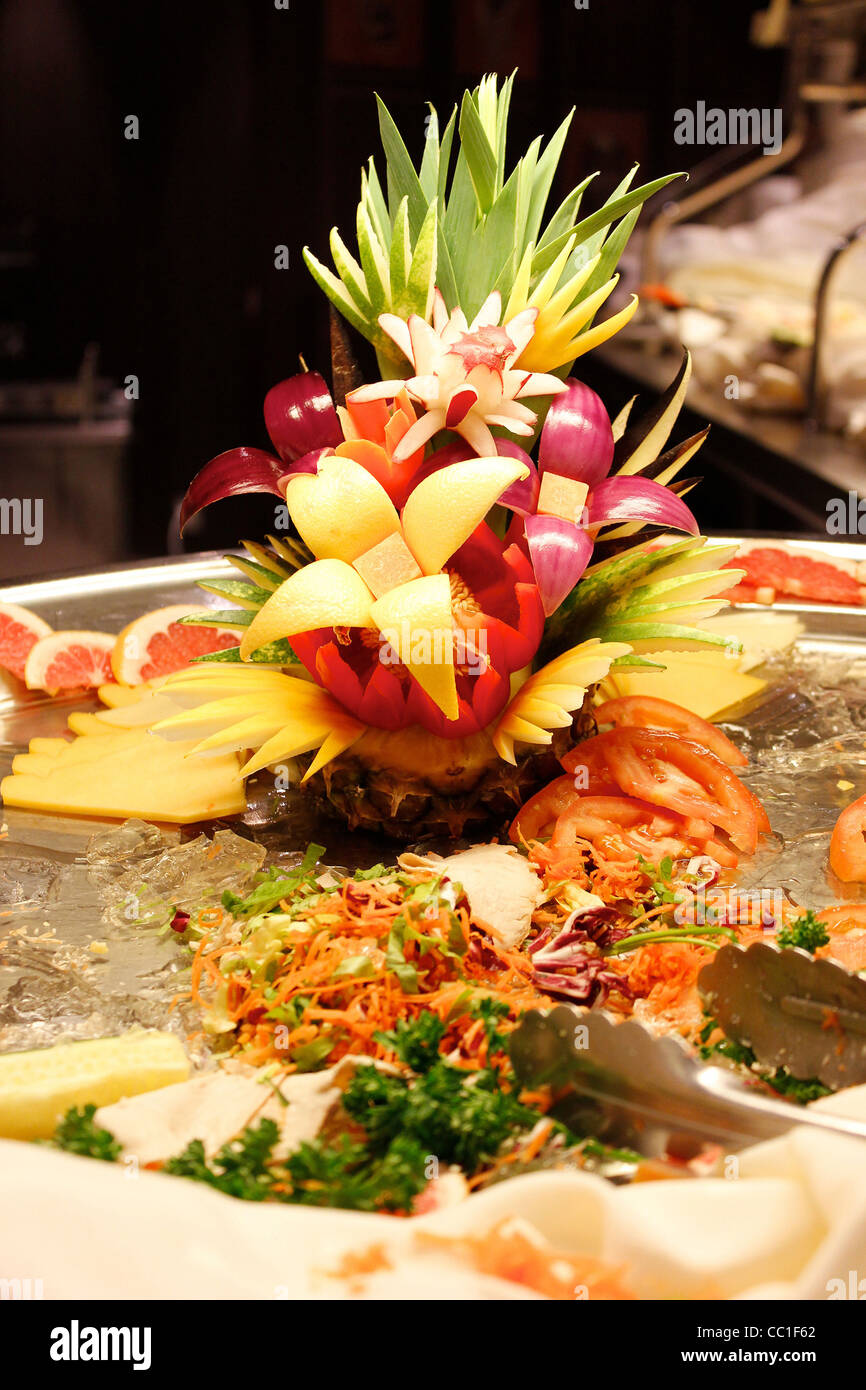 Cruising MSC Line Splendida - Buffet display Stock Photo - Alamy