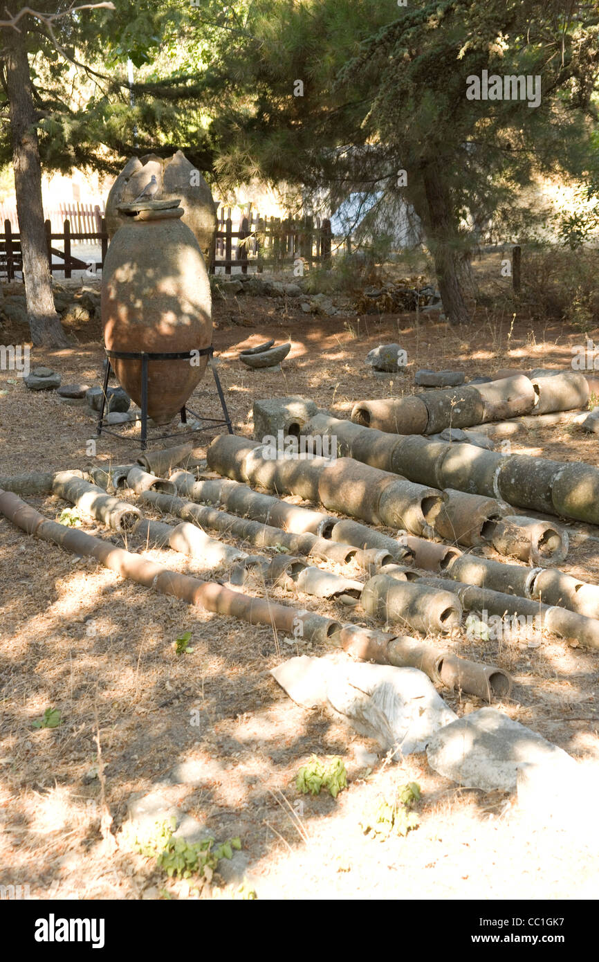 Remains at The archaeological site of Troy, Turkey Stock Photo - Alamy