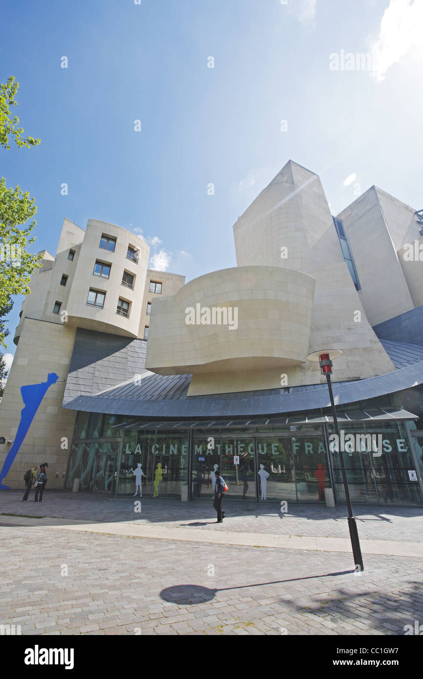 Cinematheque francaise paris library hi-res stock photography and ...
