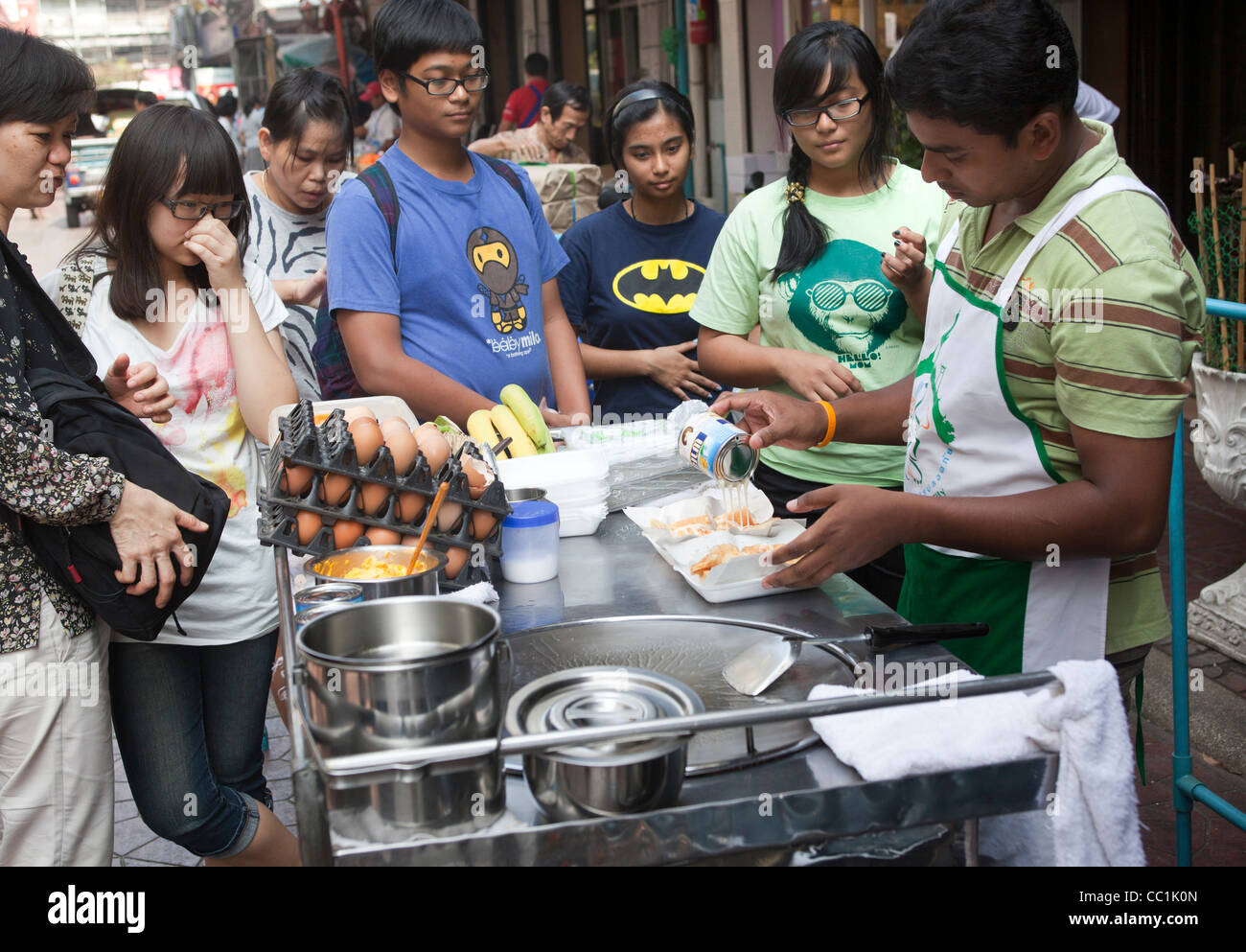 Street Roti Kitchen Cart Stall in Chinatown Bangkok Stock Photo - Alamy