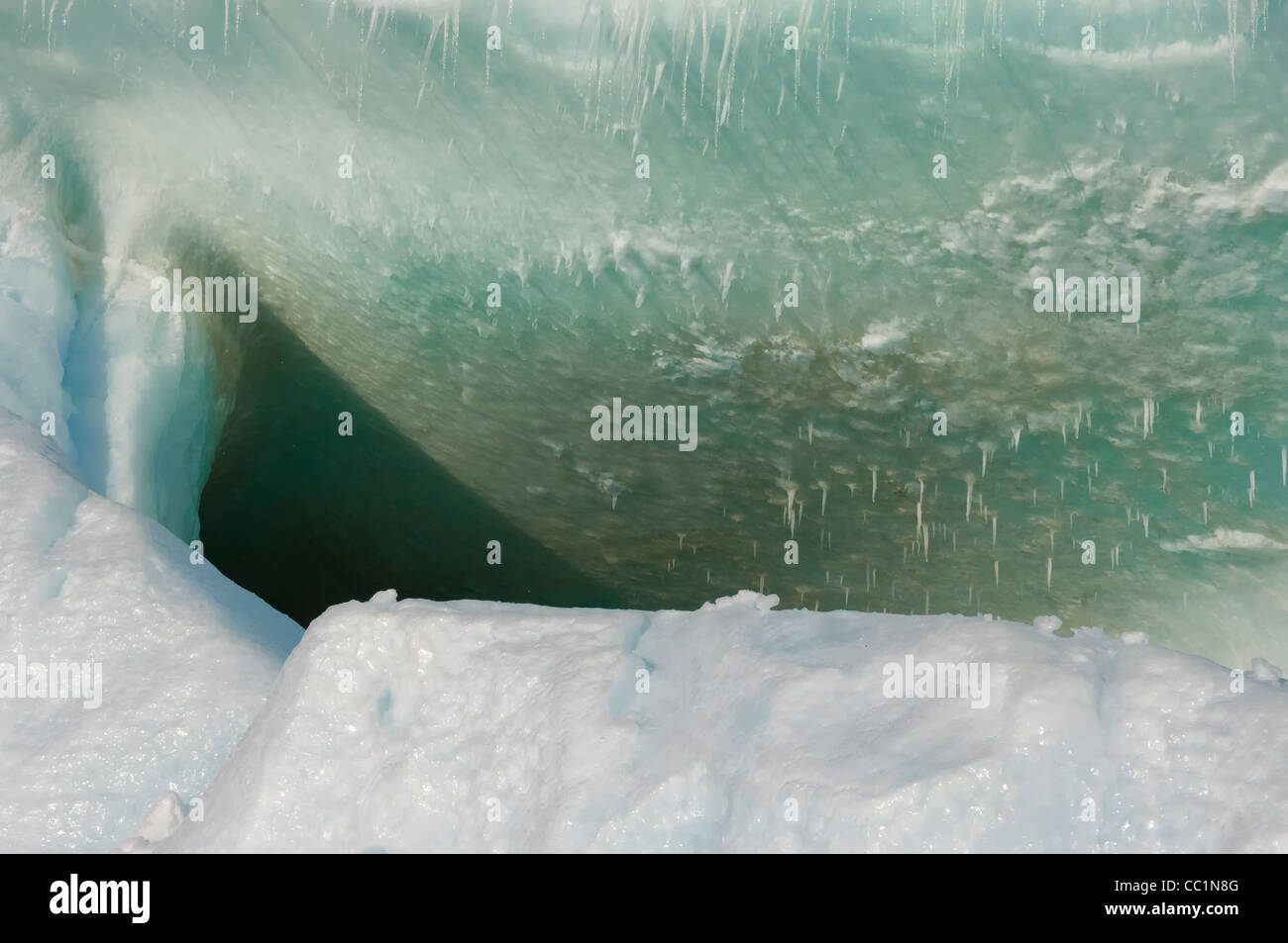 Ice stalactites ocean hi-res stock photography and images - Alamy