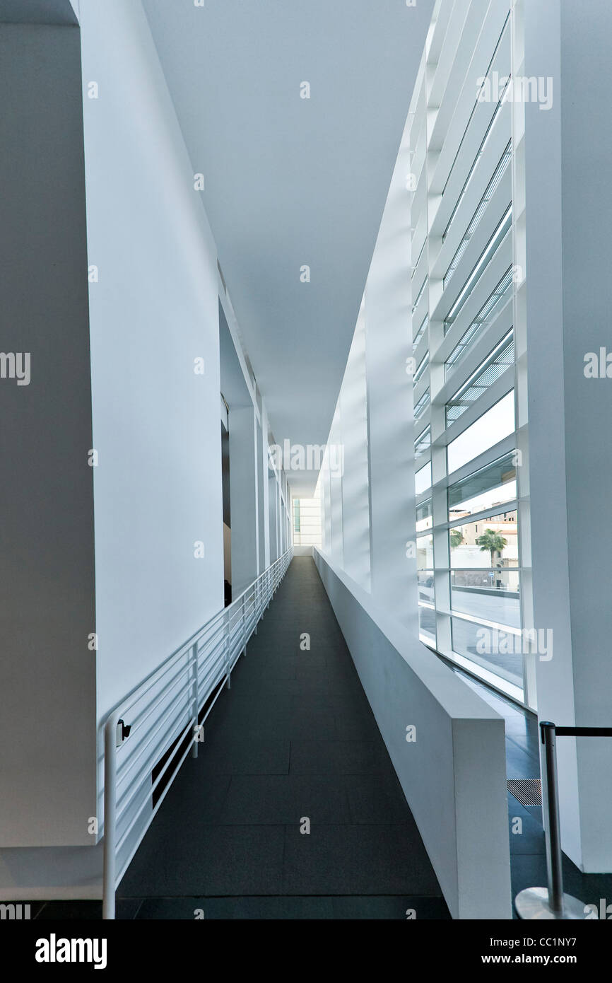 Macba museum 1995 architect hi-res stock photography and images - Alamy