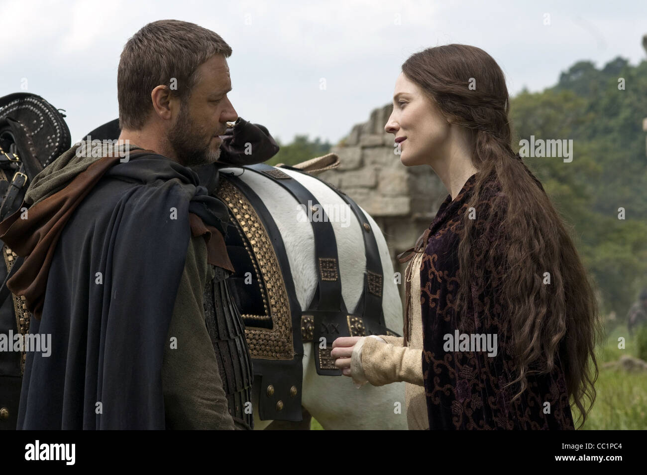 Robin Hood 2010 Russell Crowe High Resolution Stock Photography and ...