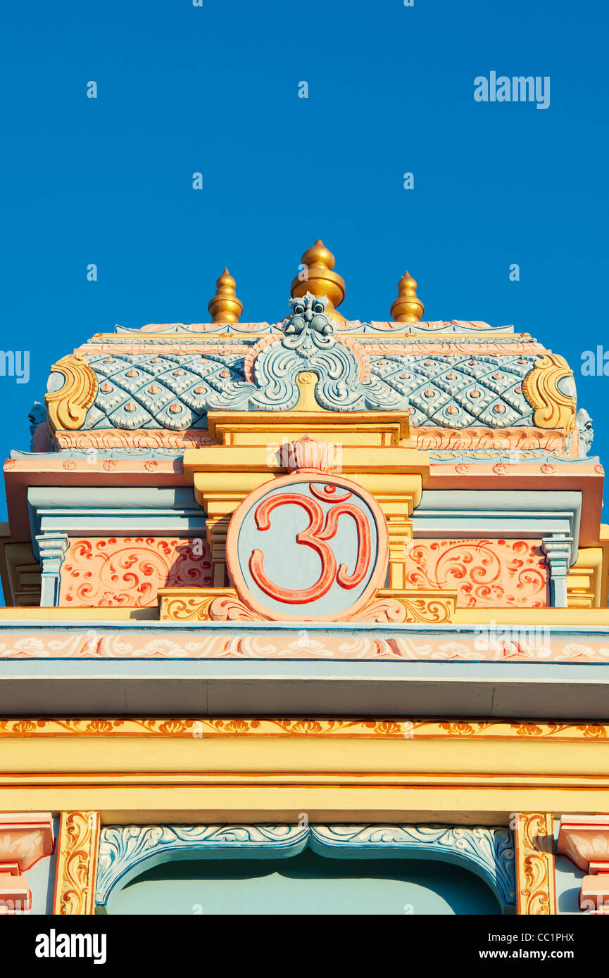 Archway temple hi-res stock photography and images - Alamy