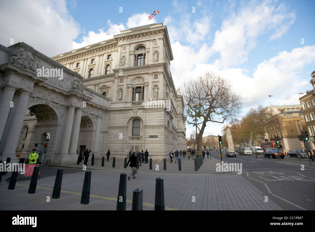 entrance to king charles street and foreign and commonwealth building ...