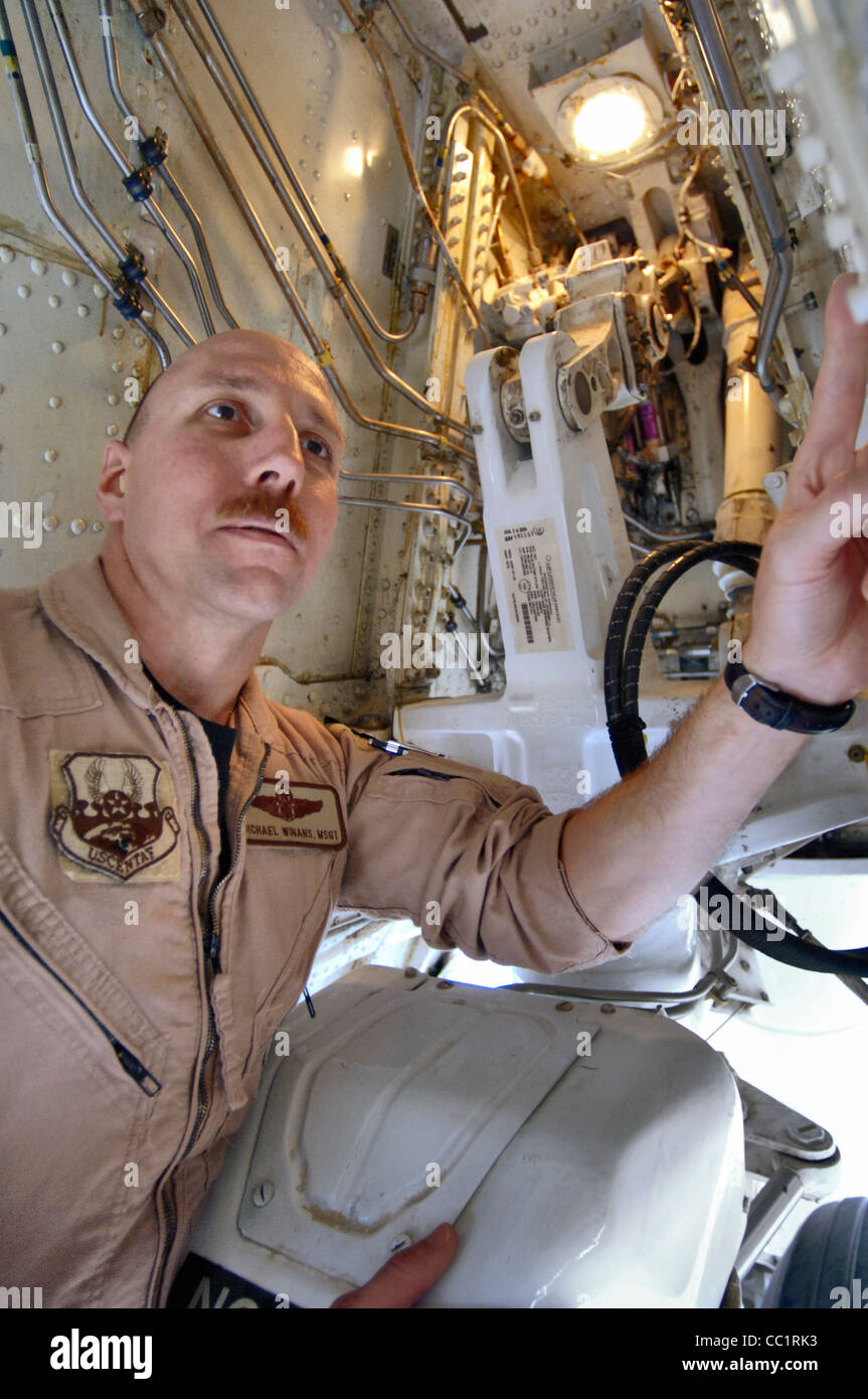 Air force inspection system hi-res stock photography and images - Alamy