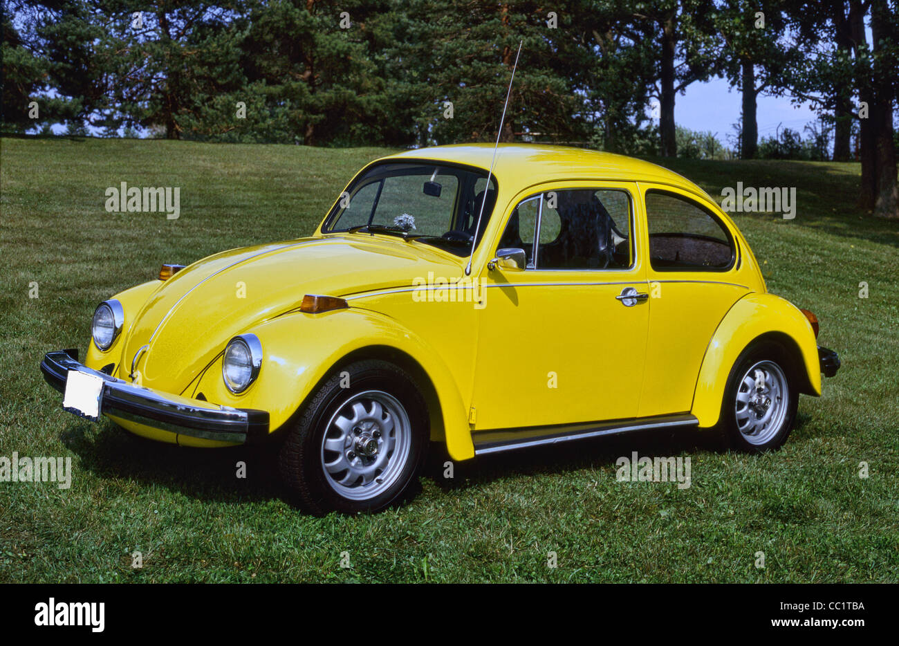 1975 vehicle hi-res stock photography and images - Alamy